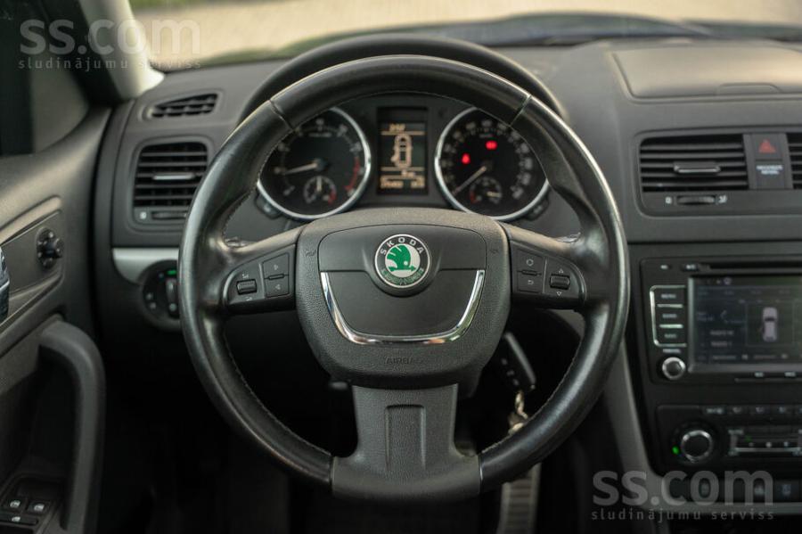 Blue Skoda Yeti 2011 in Riga, with an engine capacity of 1.80 L and mileage of 216 thousand km for 6350 €, photo 12 on AUTOMOTO.COM.LV