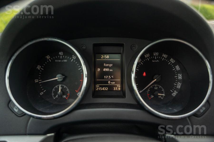 Blue Skoda Yeti 2011 in Riga, with an engine capacity of 1.80 L and mileage of 216 thousand km for 6350 €, photo 13 on AUTOMOTO.COM.LV