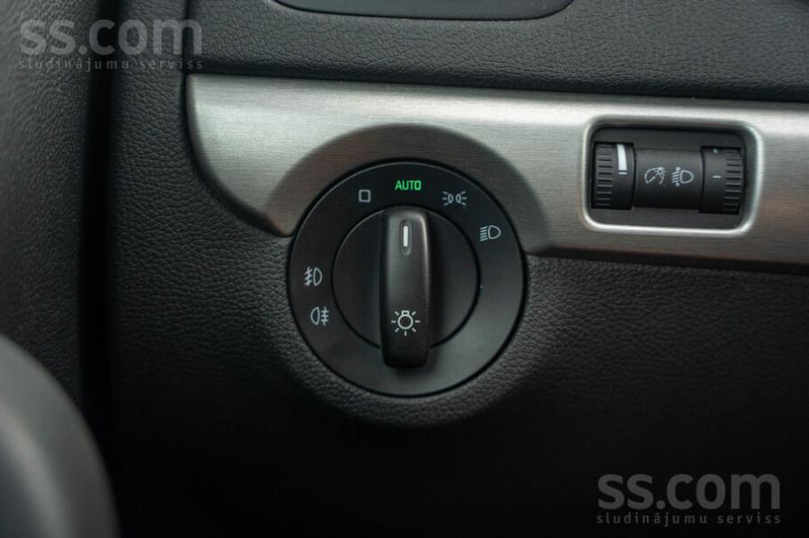 Blue Skoda Yeti 2011 in Riga, with an engine capacity of 1.80 L and mileage of 216 thousand km for 6350 €, photo 15 on AUTOMOTO.COM.LV