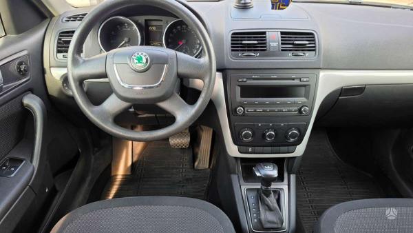 Zils Skoda Yeti 2011 Viļņa, ar dzinēja tilpumu 1.20 L un nobraukumu 202 tūkst. km par 3800 €, foto 8 vietnē AUTOMOTO.COM.LV