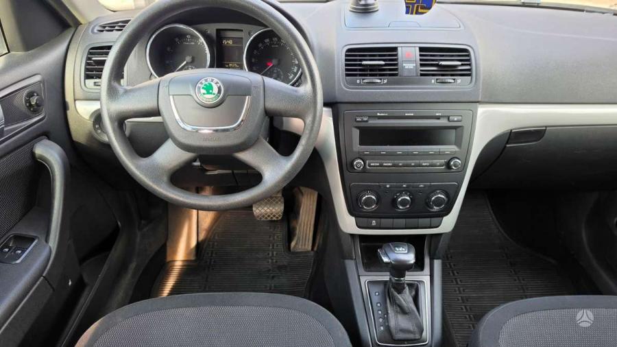 Zils Skoda Yeti 2011 Viļņa, ar dzinēja tilpumu 1.20 L un nobraukumu 202 tūkst. km par 3800 €, foto 8 vietnē AUTOMOTO.COM.LV