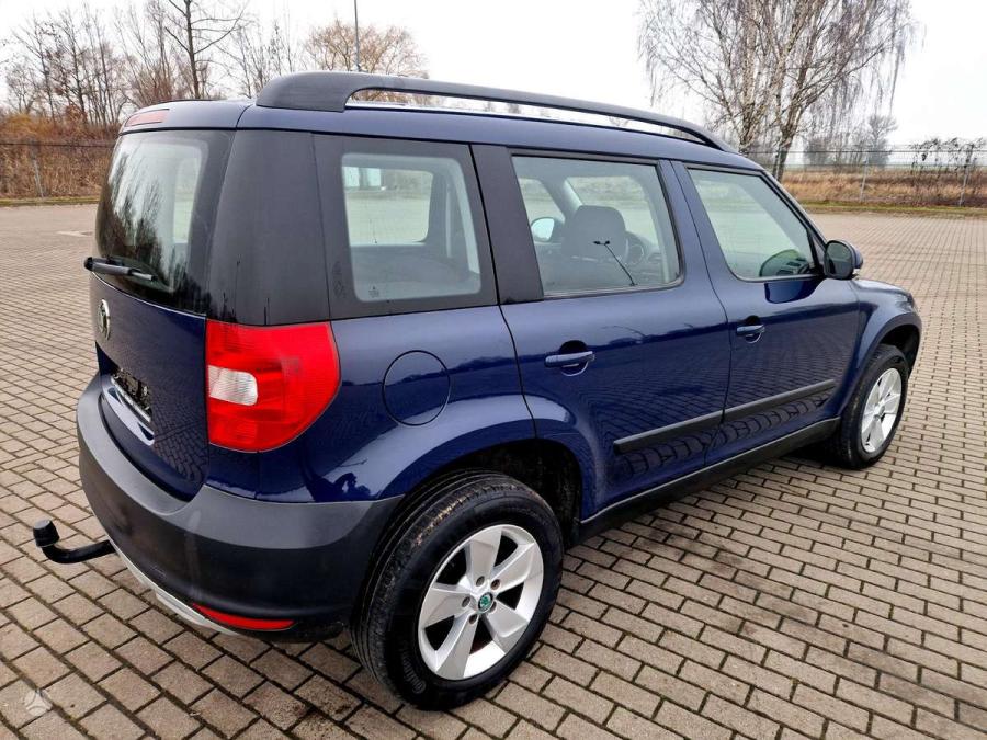 Zils Skoda Yeti 2012 Marijampole, ar dzinēja tilpumu 1.20 L un nobraukumu 172 tūkst. km par 4150 €, foto 6 vietnē AUTOMOTO.COM.LV