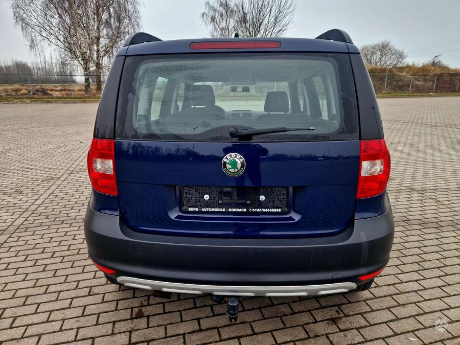 Zils Skoda Yeti 2012 Marijampole, ar dzinēja tilpumu 1.20 L un nobraukumu 172 tūkst. km par 4150 €, foto 7 vietnē AUTOMOTO.COM.LV