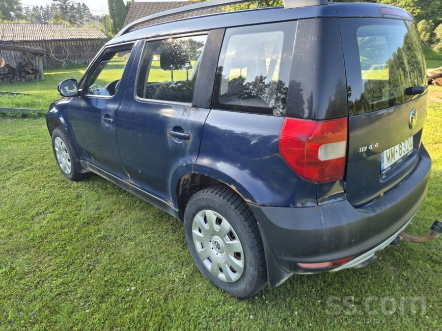 Zils Skoda Yeti 2012 Rīga, ar dzinēja tilpumu 2.00 L un nobraukumu 322 tūkst. km par 2800 €, foto 3 vietnē AUTOMOTO.COM.LV