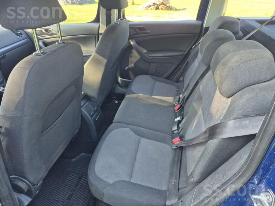 Zils Skoda Yeti 2012 Rīga, ar dzinēja tilpumu 2.00 L un nobraukumu 322 tūkst. km par 2800 €, foto 5 vietnē AUTOMOTO.COM.LV