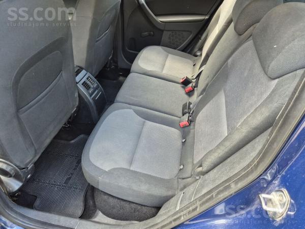 Blue Skoda Yeti 2012 in Riga, with an engine capacity of 2.00 L and mileage of 323 thousand km for 3000 €, photo 3 on AUTOMOTO.COM.LV
