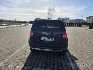 Blue Skoda Yeti 2013 in Riga, with an engine capacity of 2.00 L and mileage of 300 thousand km for 5000 €, photo 5 on AUTOMOTO.COM.LV