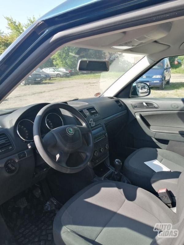 Zils Skoda Yeti 2013 Šilutė, ar dzinēja tilpumu 2.00 L un nobraukumu 215 tūkst. km par 5300 €, foto 8 vietnē AUTOMOTO.COM.LV