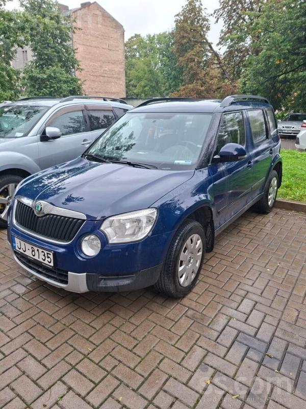 Zils Skoda Yeti 2013 Rīga, ar dzinēja tilpumu 2.00 L un nobraukumu 355 tūkst. km par 3700 €, foto 3 vietnē AUTOMOTO.COM.LV