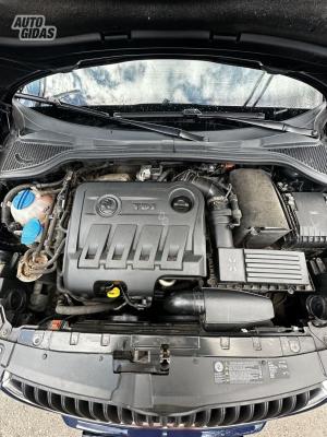 Zils Skoda Yeti 2013 Viļņa, ar dzinēja tilpumu 2.00 L un nobraukumu 183 tūkst. km par 4400 €, foto 6 vietnē AUTOMOTO.COM.LV