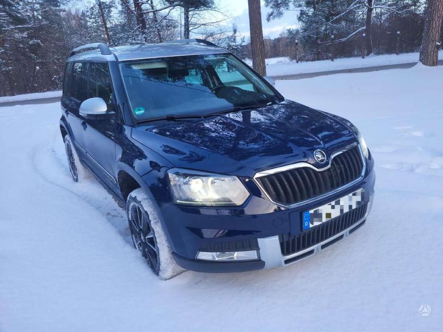 Blue Skoda Yeti 2014 in Kaunas, with an engine capacity of 1.97 L and mileage of 196 thousand km for 8990 €, photo 7 on AUTOMOTO.COM.LV