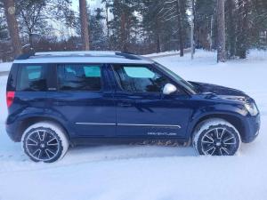 Blue Skoda Yeti 2014 in Kaunas, with an engine capacity of 1.97 L and mileage of 196 thousand km for 8990 €, photo 9 on AUTOMOTO.COM.LV