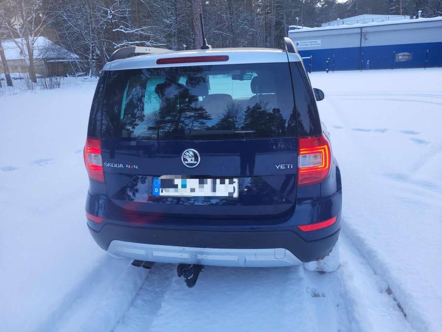 Blue Skoda Yeti 2014 in Kaunas, with an engine capacity of 1.97 L and mileage of 196 thousand km for 8990 €, photo 11 on AUTOMOTO.COM.LV