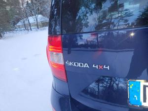 Blue Skoda Yeti 2014 in Kaunas, with an engine capacity of 1.97 L and mileage of 196 thousand km for 8990 €, photo 15 on AUTOMOTO.COM.LV