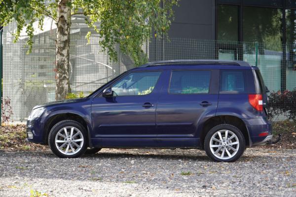 Blue Skoda Yeti 2016 in Riga, with an engine capacity of 2.00 L and mileage of 367 thousand km for 4690 €, photo 11 on AUTOMOTO.COM.LV