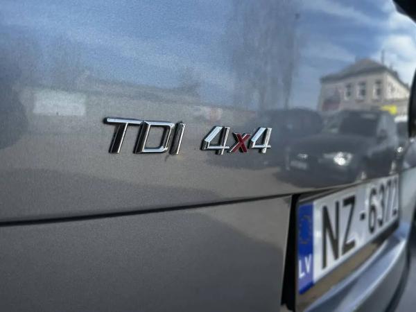 Zils Skoda Yeti 2010 Daugavpils, ar dzinēja tilpumu 2.00 L un nobraukumu 298 tūkst. km par 4950 €, foto 9 vietnē AUTOMOTO.COM.LV