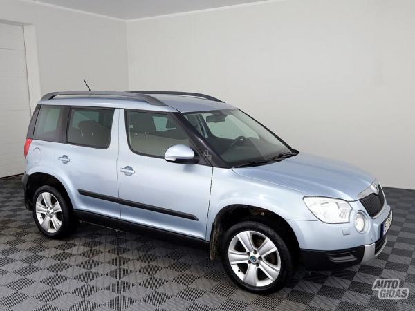 Zils Skoda Yeti 2011 Tallina, ar dzinēja tilpumu 1.80 L un nobraukumu 323 tūkst. km par 2299 €, foto 1 vietnē AUTOMOTO.COM.LV
