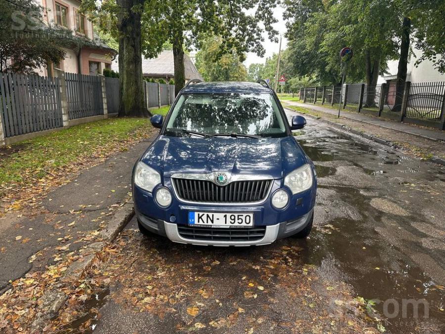 Blue Skoda Yeti 2011 in Riga, with an engine capacity of 2.00 L and mileage of 340 thousand km for 2350 €, photo 3 on AUTOMOTO.COM.LV