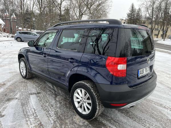 Zils Skoda Yeti 2012 Viļņa, ar dzinēja tilpumu 1.20 L un nobraukumu 137 tūkst. km par 5700 €, foto 7 vietnē AUTOMOTO.COM.LV