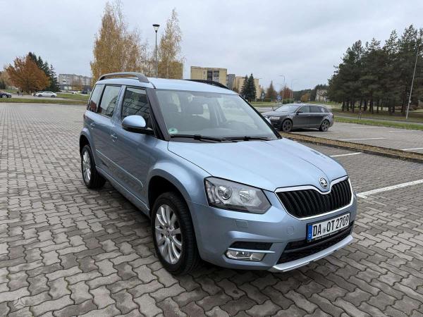 Blue Skoda Yeti 2014 in Kupiskis, with an engine capacity of 1.97 L and mileage of 210 thousand km for 7900 €, photo 5 on AUTOMOTO.COM.LV