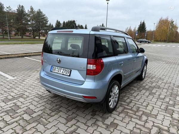 Blue Skoda Yeti 2014 in Kupiskis, with an engine capacity of 1.97 L and mileage of 210 thousand km for 7900 €, photo 11 on AUTOMOTO.COM.LV