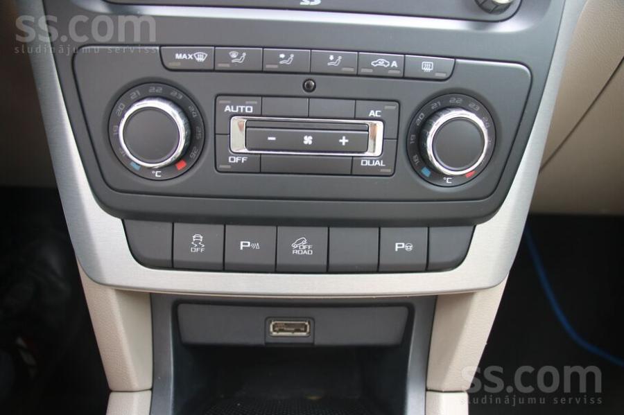 Zils Skoda Yeti 2009 Tukums, ar dzinēja tilpumu 1.80 L un nobraukumu 194 tūkst. km par 5995 €, foto 18 vietnē AUTOMOTO.COM.LV