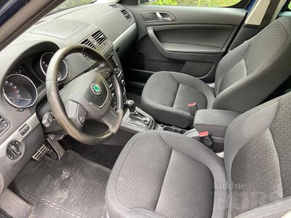 Blue Skoda Yeti 2012 in Tartu, with an engine capacity of 2.00 L and mileage of 365 thousand km for 3700 €, photo 5 on AUTOMOTO.COM.LV