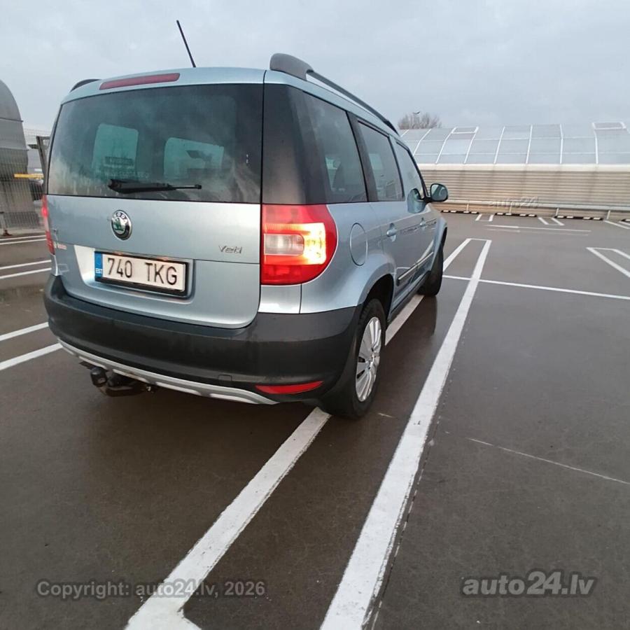 Blue Skoda Yeti 2013 in Tallinn, with an engine capacity of 2.00 L and mileage of 326 thousand km for 4350 €, photo 7 on AUTOMOTO.COM.LV