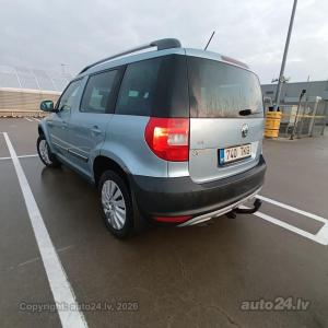 Blue Skoda Yeti 2013 in Tallinn, with an engine capacity of 2.00 L and mileage of 326 thousand km for 4350 €, photo 8 on AUTOMOTO.COM.LV