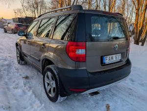 Brown Skoda Yeti 2010 in Vilnius, with an engine capacity of 1.20 L and mileage of 162 thousand km for 4200 €, photo 5 on AUTOMOTO.COM.LV
