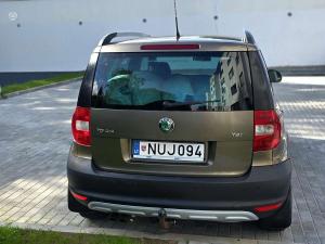 Brown Skoda Yeti 2010 in Vilnius, with an engine capacity of 1.97 L and mileage of 217 thousand km for 2700 €, photo 6 on AUTOMOTO.COM.LV