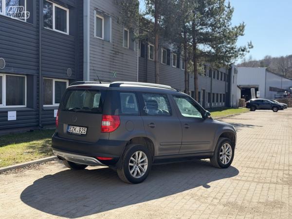 Brown Skoda Yeti 2011 in Vilnius, with an engine capacity of 1.20 L and mileage of 265 thousand km for 2800 €, photo 6 on AUTOMOTO.COM.LV