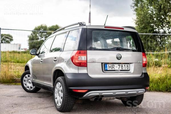 Brown Skoda Yeti 2011 in Riga, with an engine capacity of 1.80 L and mileage of 278 thousand km for 4990 €, photo 6 on AUTOMOTO.COM.LV