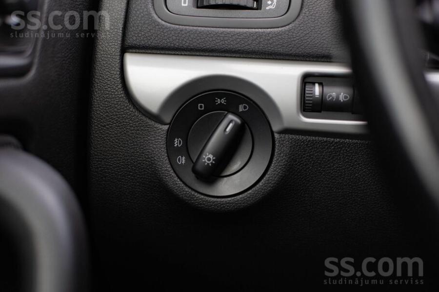 Brown Skoda Yeti 2011 in Riga, with an engine capacity of 1.80 L and mileage of 278 thousand km for 4990 €, photo 16 on AUTOMOTO.COM.LV