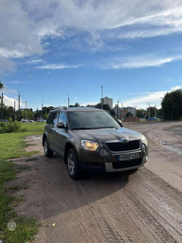 Brūns Skoda Yeti 2011 Viļņa, ar dzinēja tilpumu 1.97 L un nobraukumu 207 tūkst. km par 3350 €, foto 5 vietnē AUTOMOTO.COM.LV