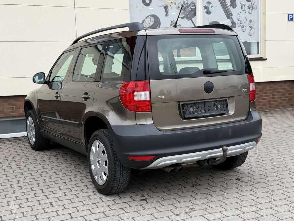 Brūns Skoda Yeti 2011 Kretinga, ar dzinēja tilpumu 1.97 L un nobraukumu 282 tūkst. km par 5555 €, foto 6 vietnē AUTOMOTO.COM.LV