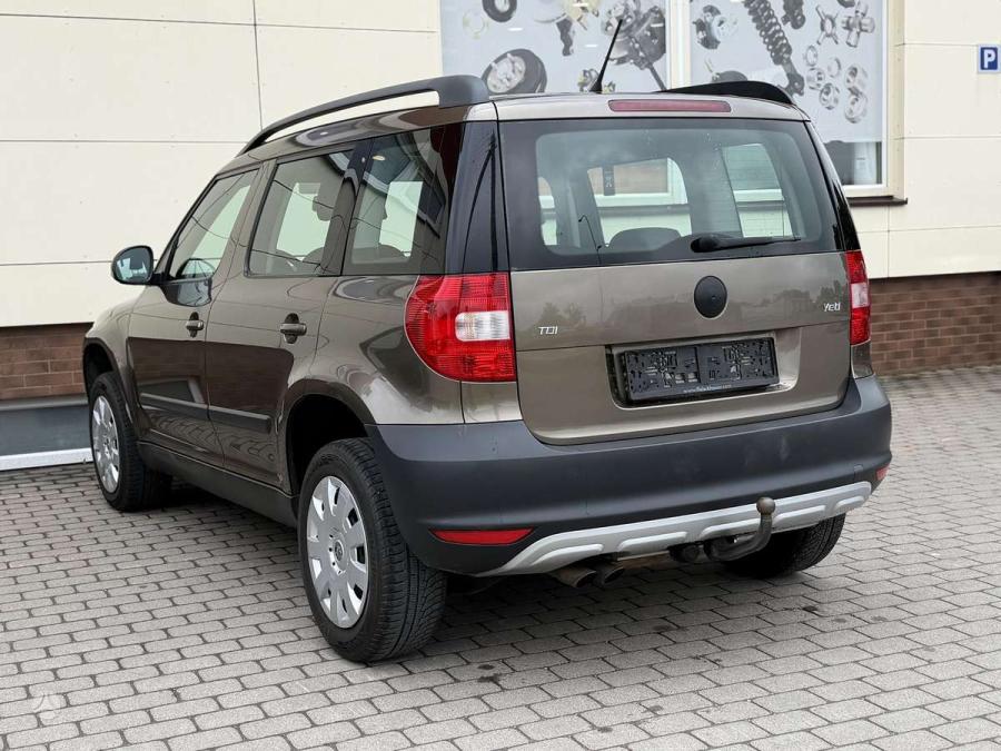 Brūns Skoda Yeti 2011 Kretinga, ar dzinēja tilpumu 1.97 L un nobraukumu 282 tūkst. km par 5555 €, foto 7 vietnē AUTOMOTO.COM.LV