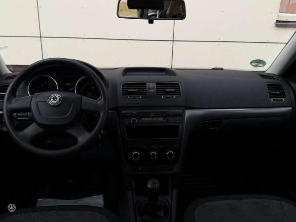 Brūns Skoda Yeti 2011 Kretinga, ar dzinēja tilpumu 1.97 L un nobraukumu 282 tūkst. km par 5555 €, foto 9 vietnē AUTOMOTO.COM.LV