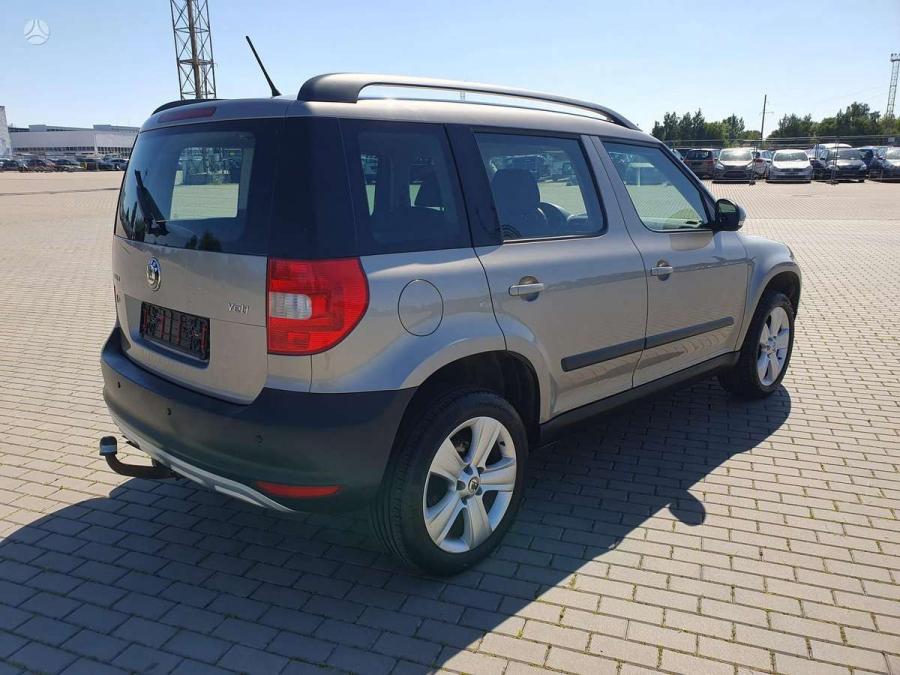 Brūns Skoda Yeti 2011 Marijampole, ar dzinēja tilpumu 1.97 L un nobraukumu 248 tūkst. km par 4599 €, foto 7 vietnē AUTOMOTO.COM.LV