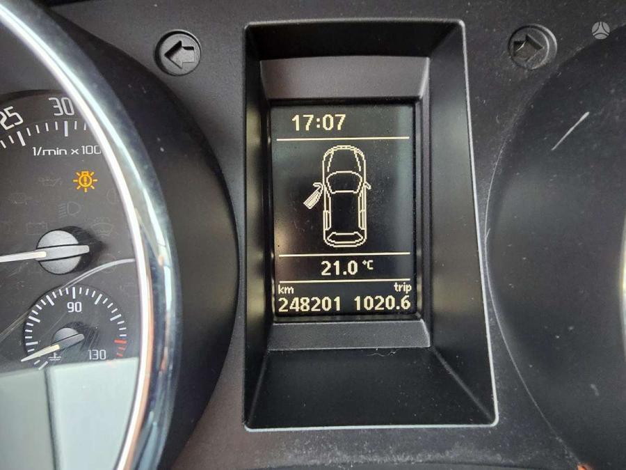 Brūns Skoda Yeti 2011 Marijampole, ar dzinēja tilpumu 1.97 L un nobraukumu 248 tūkst. km par 4599 €, foto 10 vietnē AUTOMOTO.COM.LV