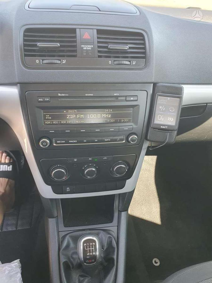 Brūns Skoda Yeti 2011 Marijampole, ar dzinēja tilpumu 1.97 L un nobraukumu 248 tūkst. km par 4599 €, foto 15 vietnē AUTOMOTO.COM.LV