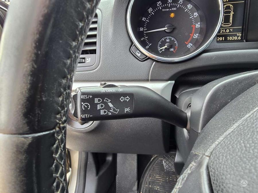 Brūns Skoda Yeti 2011 Marijampole, ar dzinēja tilpumu 1.97 L un nobraukumu 248 tūkst. km par 4400 €, foto 17 vietnē AUTOMOTO.COM.LV