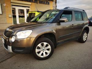 Brown Skoda Yeti 2012 in Vilnius, with an engine capacity of 1.20 L and mileage of 187 thousand km for 4850 €, photo 15 on AUTOMOTO.COM.LV