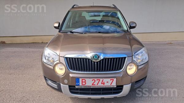 Brown Skoda Yeti 2012 in Ogre, with an engine capacity of 1.20 L and mileage of 209 thousand km for 6350 €, photo 3 on AUTOMOTO.COM.LV
