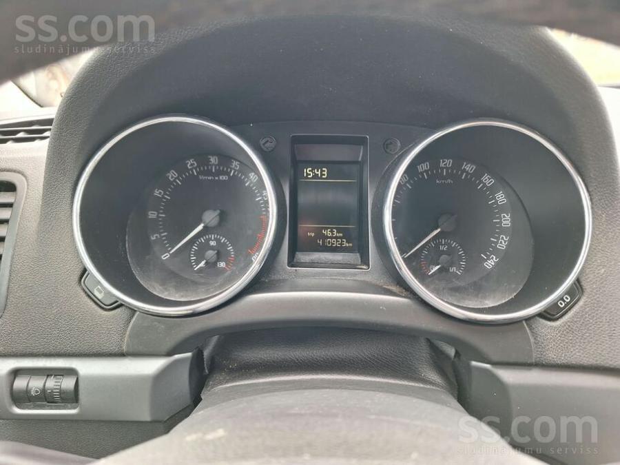 Brown Skoda Yeti 2012 in Valmiera, with an engine capacity of 2.00 L and mileage of 411 thousand km for 1300 €, photo 18 on AUTOMOTO.COM.LV