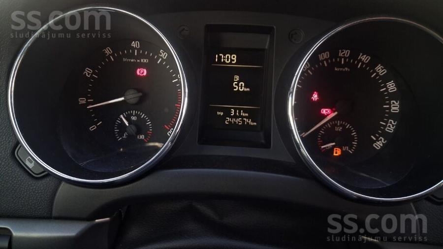 Brūns Skoda Yeti 2012 Rīga, ar dzinēja tilpumu 1.40 L un nobraukumu 244 tūkst. km par 3800 €, foto 17 vietnē AUTOMOTO.COM.LV