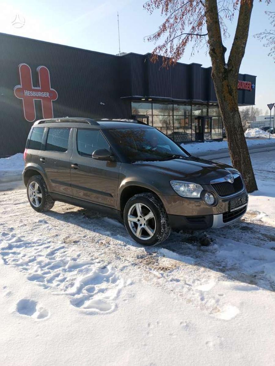 Brūns Skoda Yeti 2013 Kauņa, ar dzinēja tilpumu 1.80 L un nobraukumu 130 tūkst. km par 5900 €, foto 1 vietnē AUTOMOTO.COM.LV