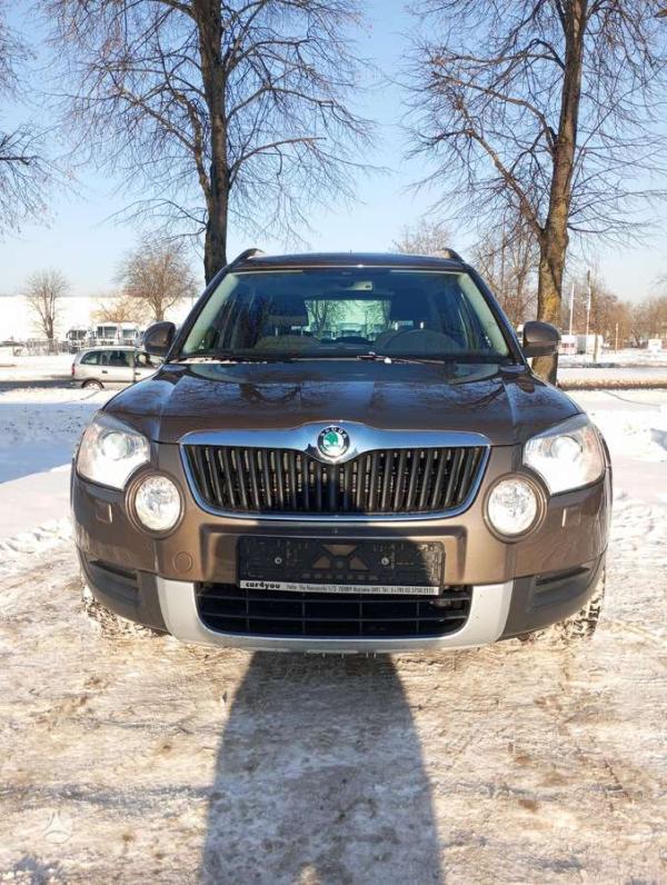 Brown Skoda Yeti 2013 in Kaunas, with an engine capacity of 1.80 L and mileage of 130 thousand km for 5900 €, photo 3 on AUTOMOTO.COM.LV