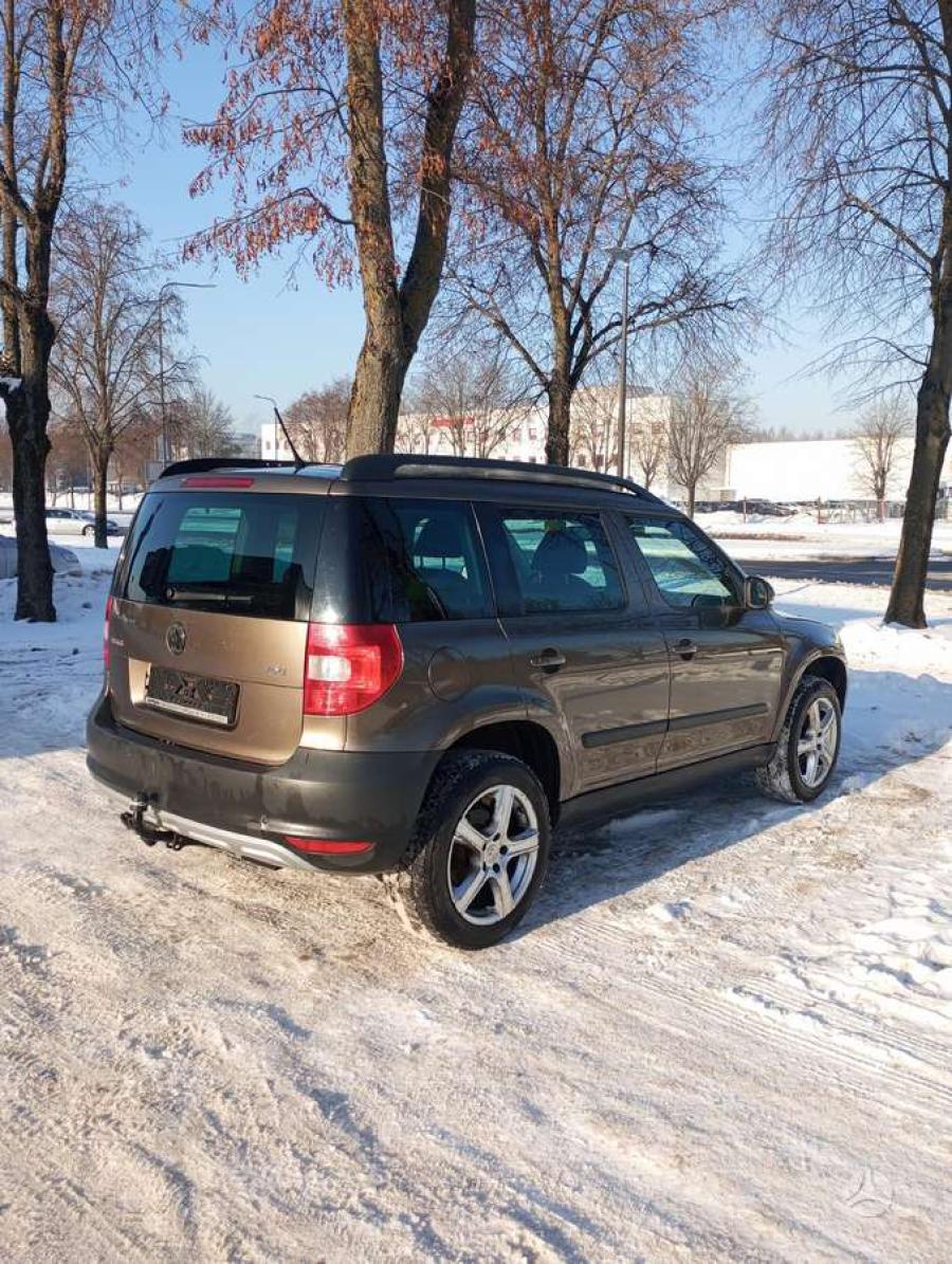 Brūns Skoda Yeti 2013 Kauņa, ar dzinēja tilpumu 1.80 L un nobraukumu 130 tūkst. km par 5900 €, foto 10 vietnē AUTOMOTO.COM.LV