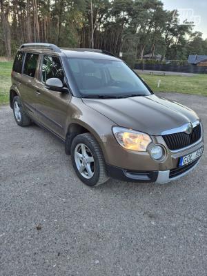 Brown Skoda Yeti 2013 in Kaunas, with an engine capacity of 2.00 L and mileage of 193 thousand km for 5200 €, photo  on AUTOMOTO.COM.LV